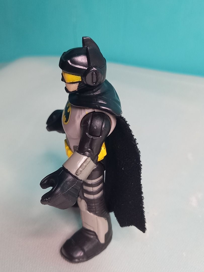 "Batman" Imaginext DC Super Friends Action Figure 2.5" on Carousell