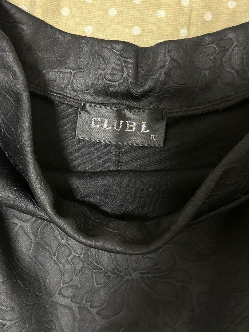 Black Flare Patterned Skirt, Women's Fashion, Bottoms, Skirts on Carousell