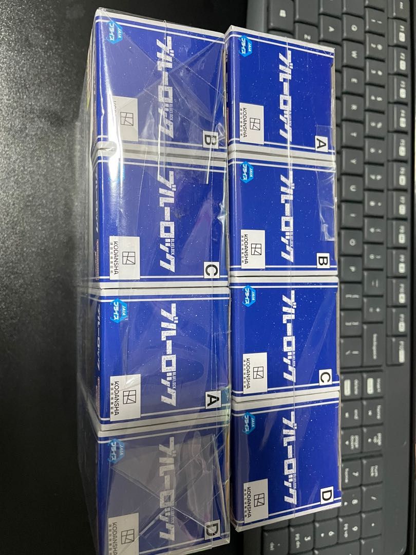 Blue Lock Osuwari Figures Vol 2 and 3, Nagi Seishiro Mikage Reo ...