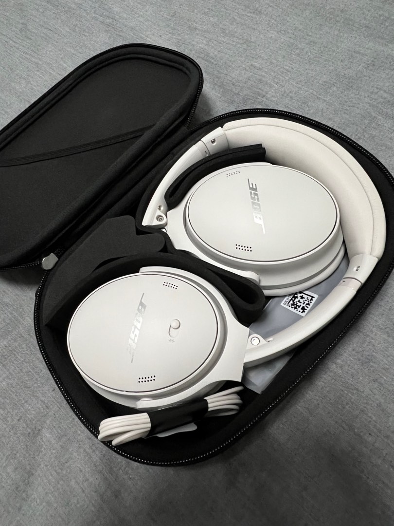 Bose QuietComfort QC 45 Noise-Cancelling Headset| Like-new, Audio ...