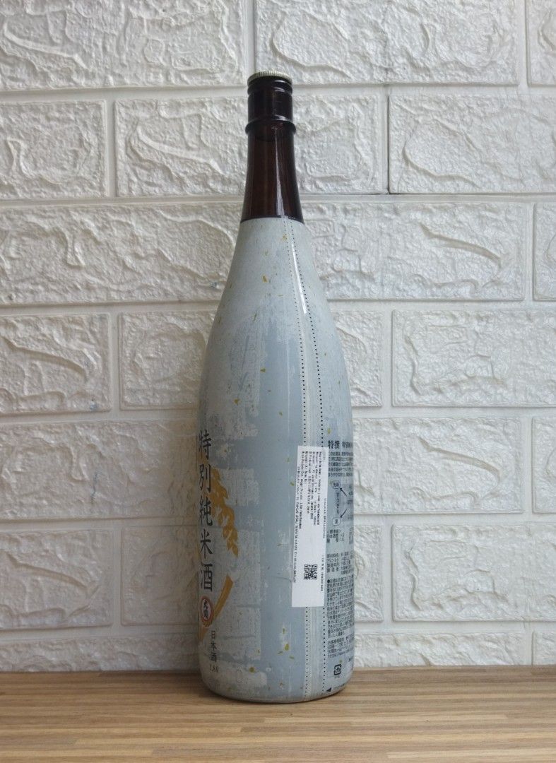 Botol bekas sake Ozeki Tokubetsu Junmai Daiginjo Yamadanishiki 1800ml ...