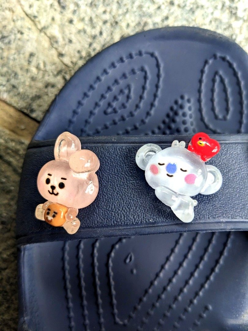 BTS FESTA BT21 crocs jibbit charms/magnet, Hobbies & Toys, Memorabilia ...