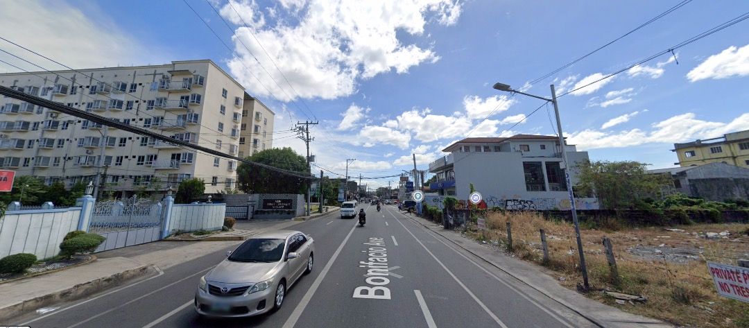 Commercial Building for Sale along Bonifacio Avenue, Cainta, Rizal ...