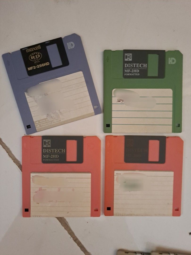 Disket lama berbagai merk cocok untuk kolektor aksesoris antik bisa ...