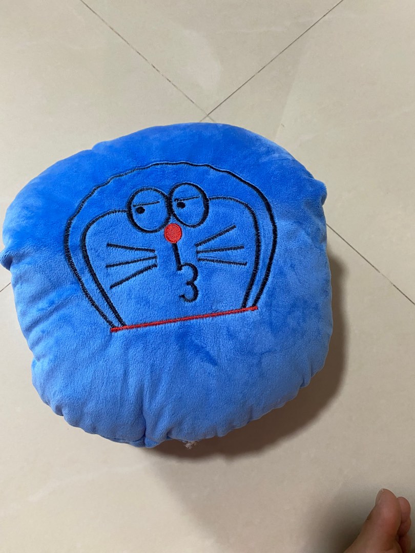 Doraemon hand warmer soft toy, Hobbies & Toys, Memorabilia ...