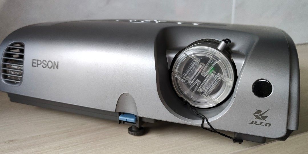 Epson Projector, TV & Home Appliances, Other Home Appliances on Carousell
