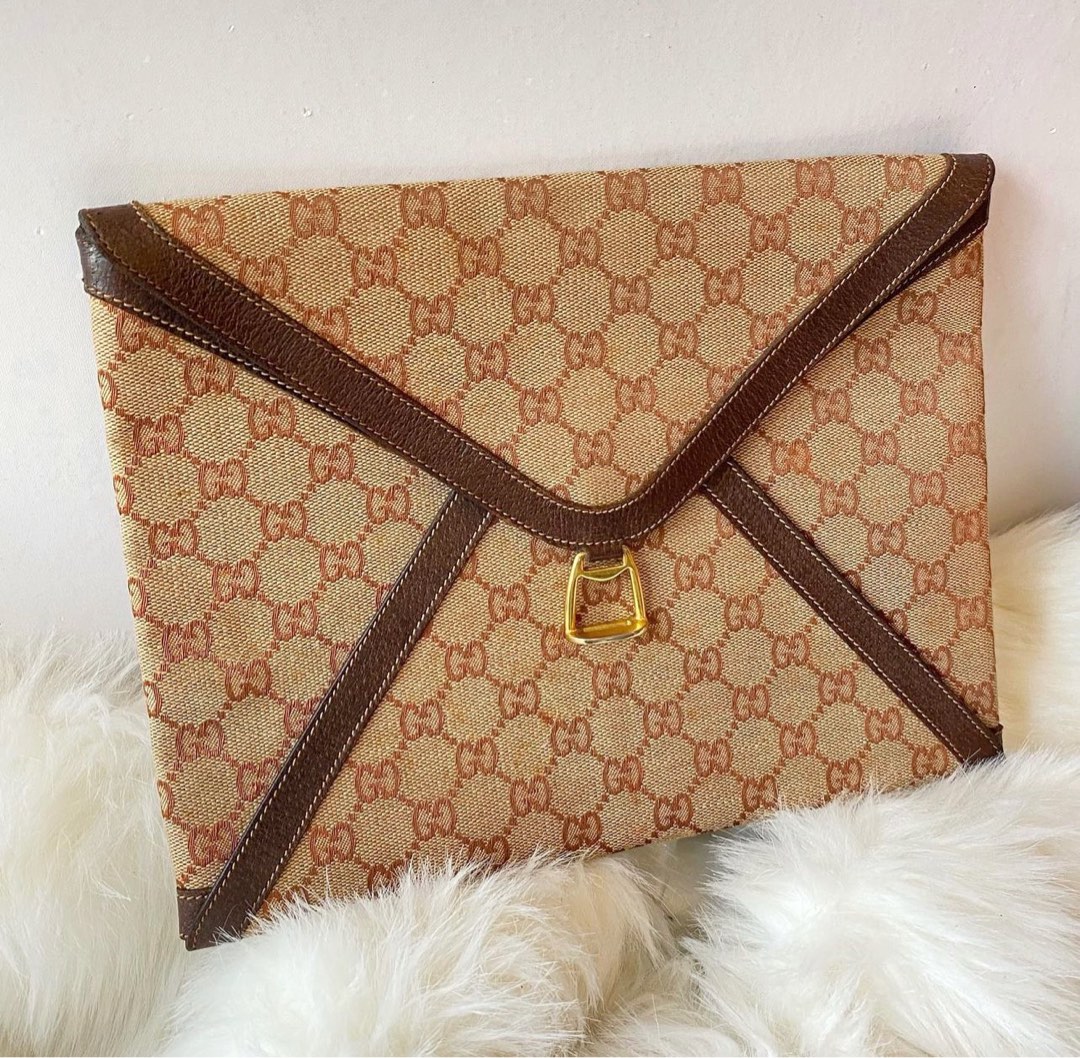 FASTBREAK Authentic Gucci Envelope clutch Pouch Bag, Luxury, Bags ...