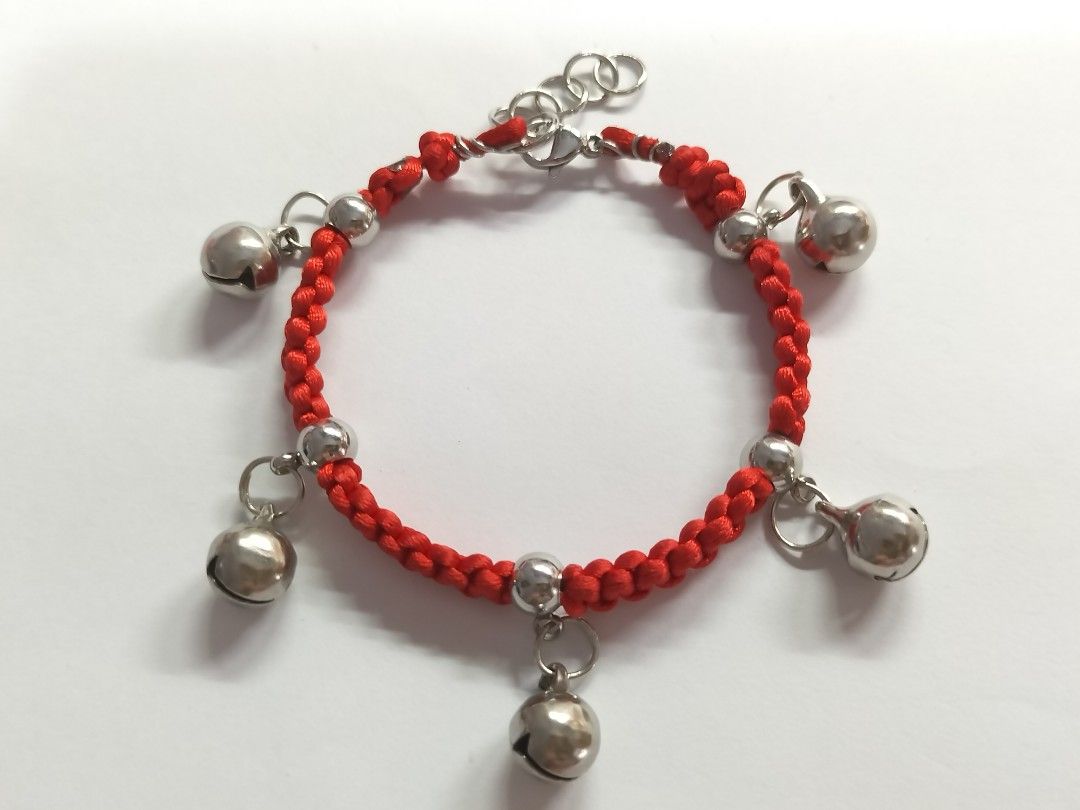 Gelang Bayi Tali Merah Kerincing Stainless on Carousell