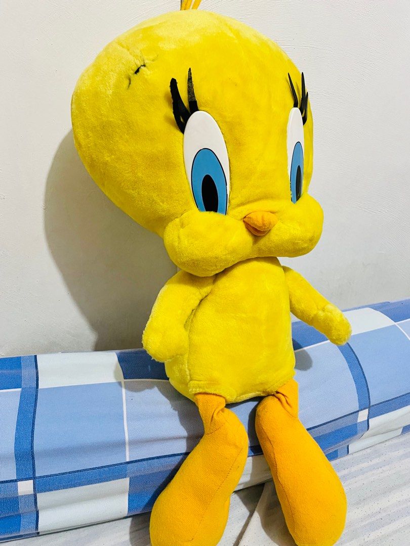 Giant Orig Tweety Bird 22inch, Hobbies & Toys, Toys & Games on Carousell