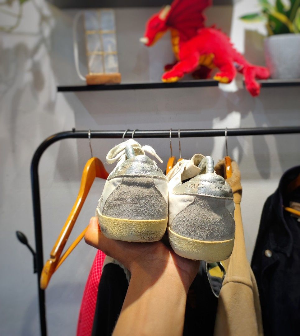 Golden goose Deluxe Brand, Women's Fashion, Footwear, Sneakers on Carousell