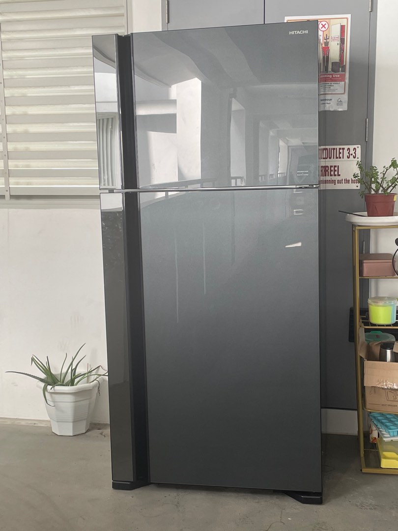 Hitachi fridge, TV & Home Appliances, Kitchen Appliances, Refrigerators ...