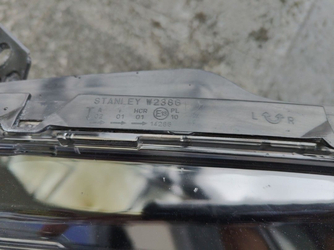 Honda shuttle gp7 8 left headlight, Car Accessories, Electronics ...