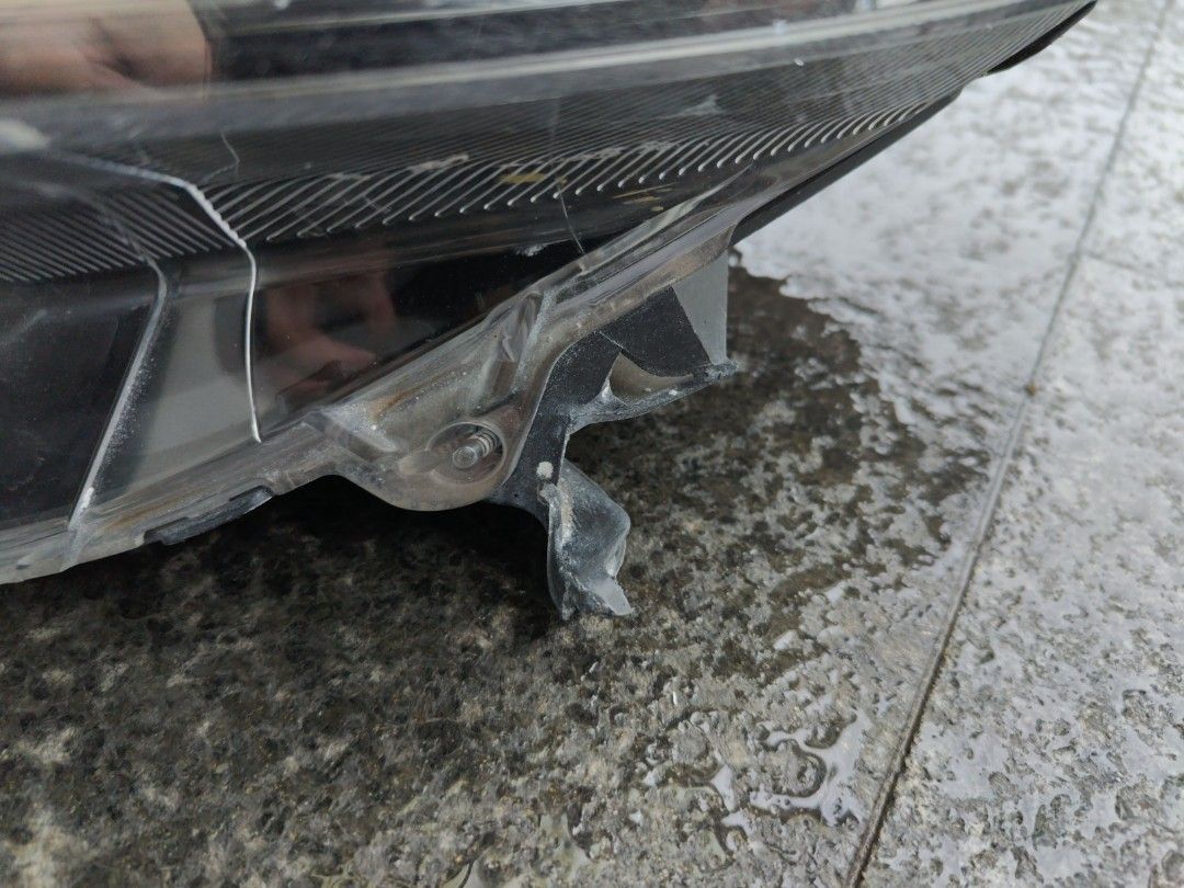 Honda shuttle gp7 8 left headlight, Car Accessories, Electronics ...