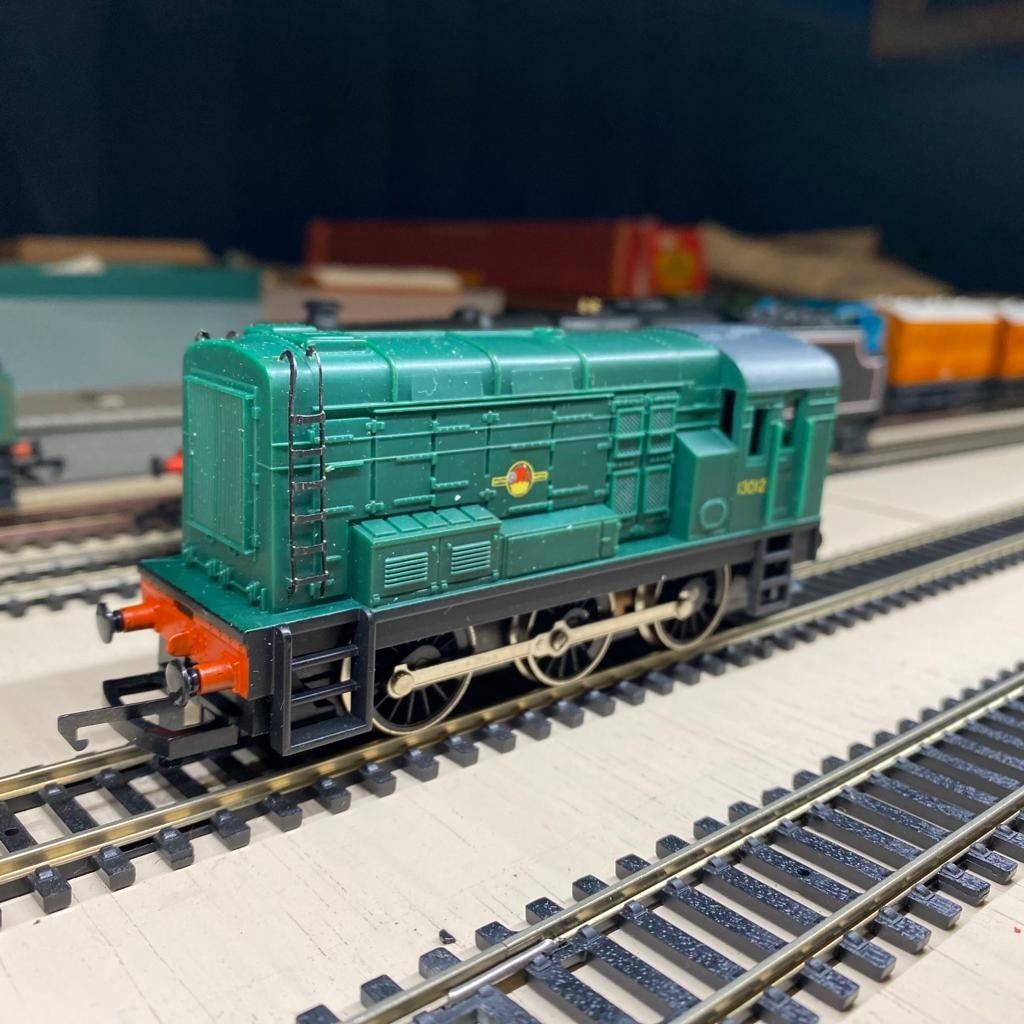 Hornby Trains - Class 08 Diesel/Electric Shunter, OO gauge (L132 ...
