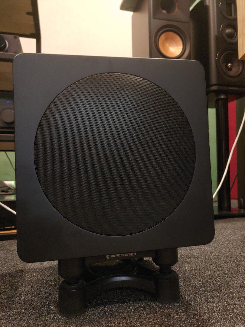 Iso Acoustics ISO-200 SUB Subwoofer Isolation Stand, Audio, Other Audio ...