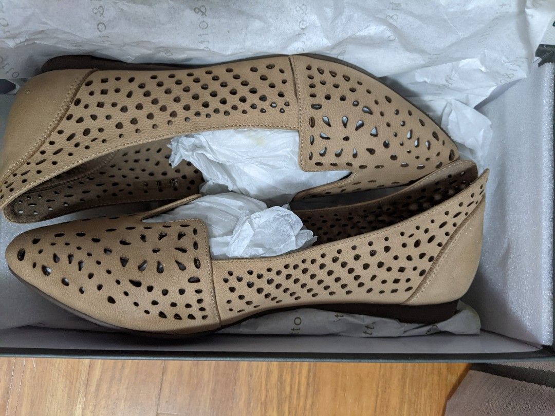 Itti & Otto almond colored flats size 36, Women's Fashion, Footwear ...
