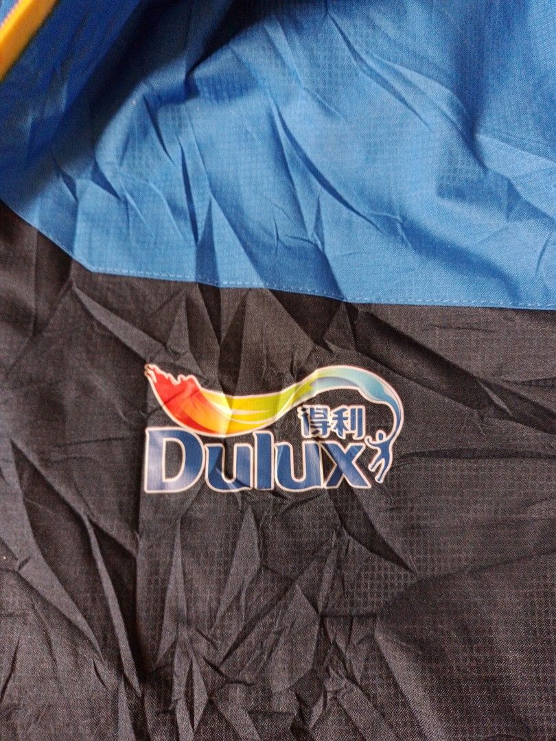 JACKET Dulux waterproof fleece lined, Men's Fashion, Coats, Jackets and ...