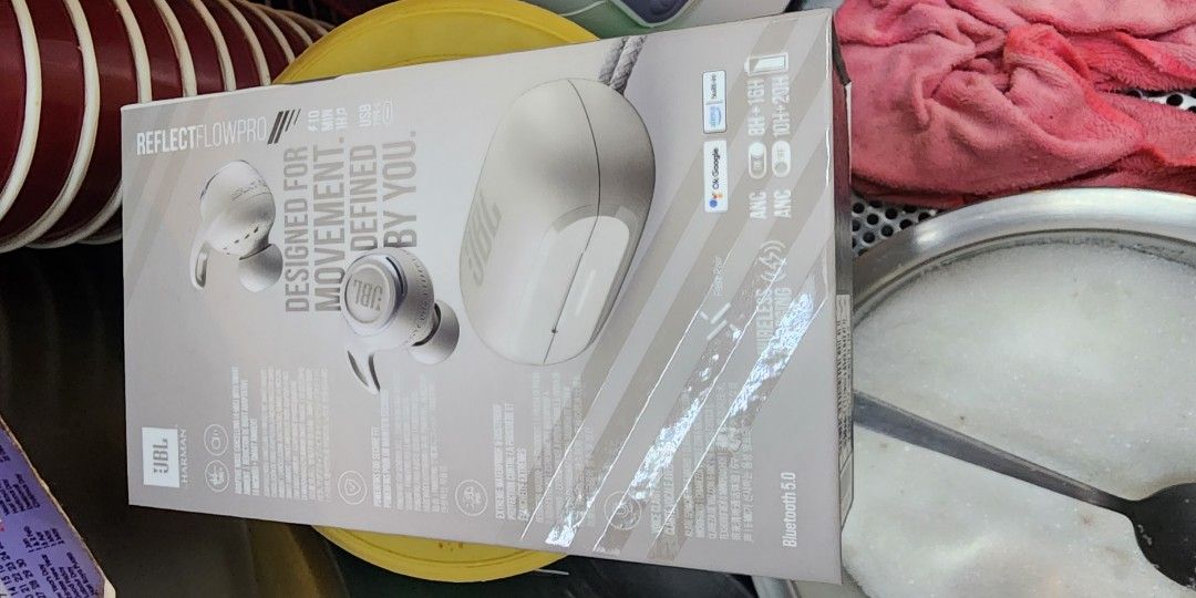 JBL REFLECT FLOW PRO, Audio, Earphones on Carousell
