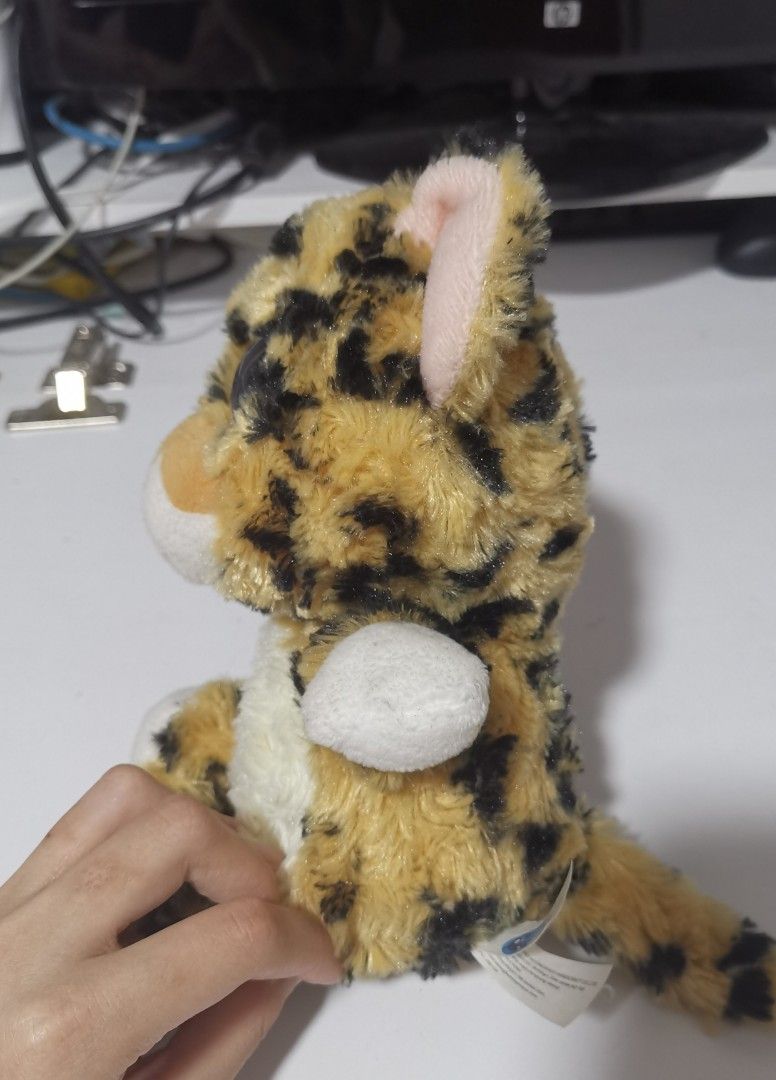leopard soft toy, Hobbies & Toys, Toys & Games on Carousell