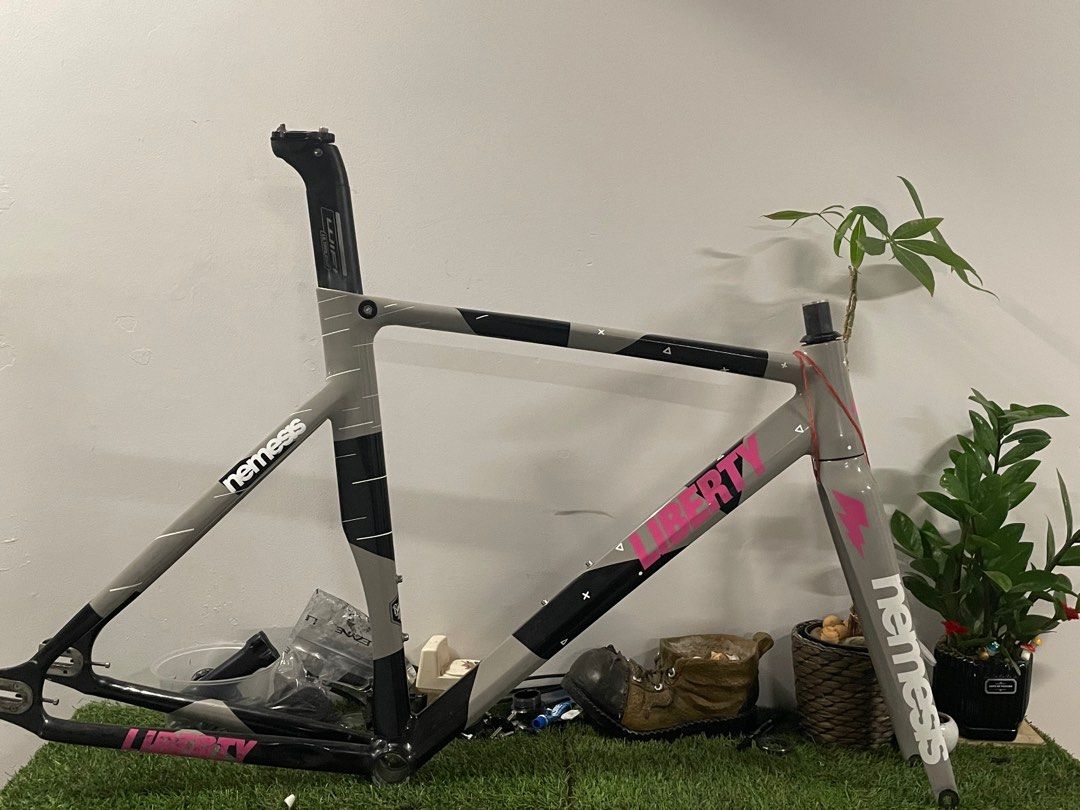 AUTHENTIC Liberty Nemesis v1 frameset carbon fork for fixie / track ...