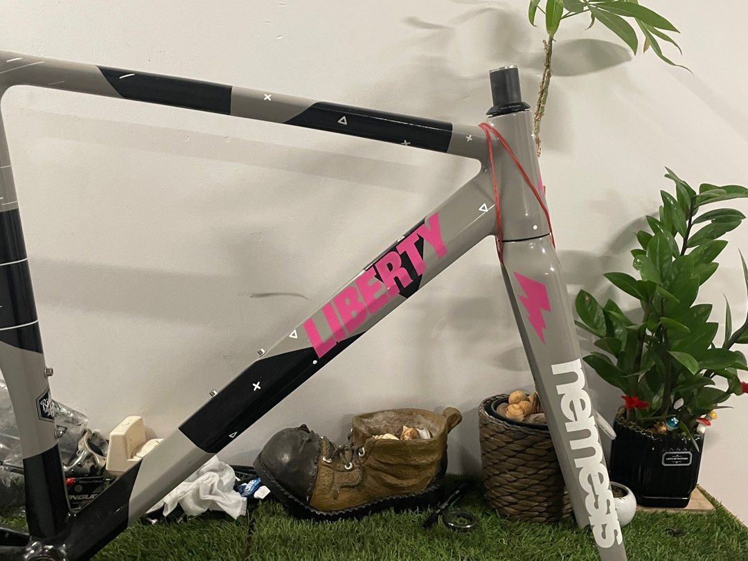 AUTHENTIC Liberty Nemesis v1 frameset carbon fork for fixie / track ...