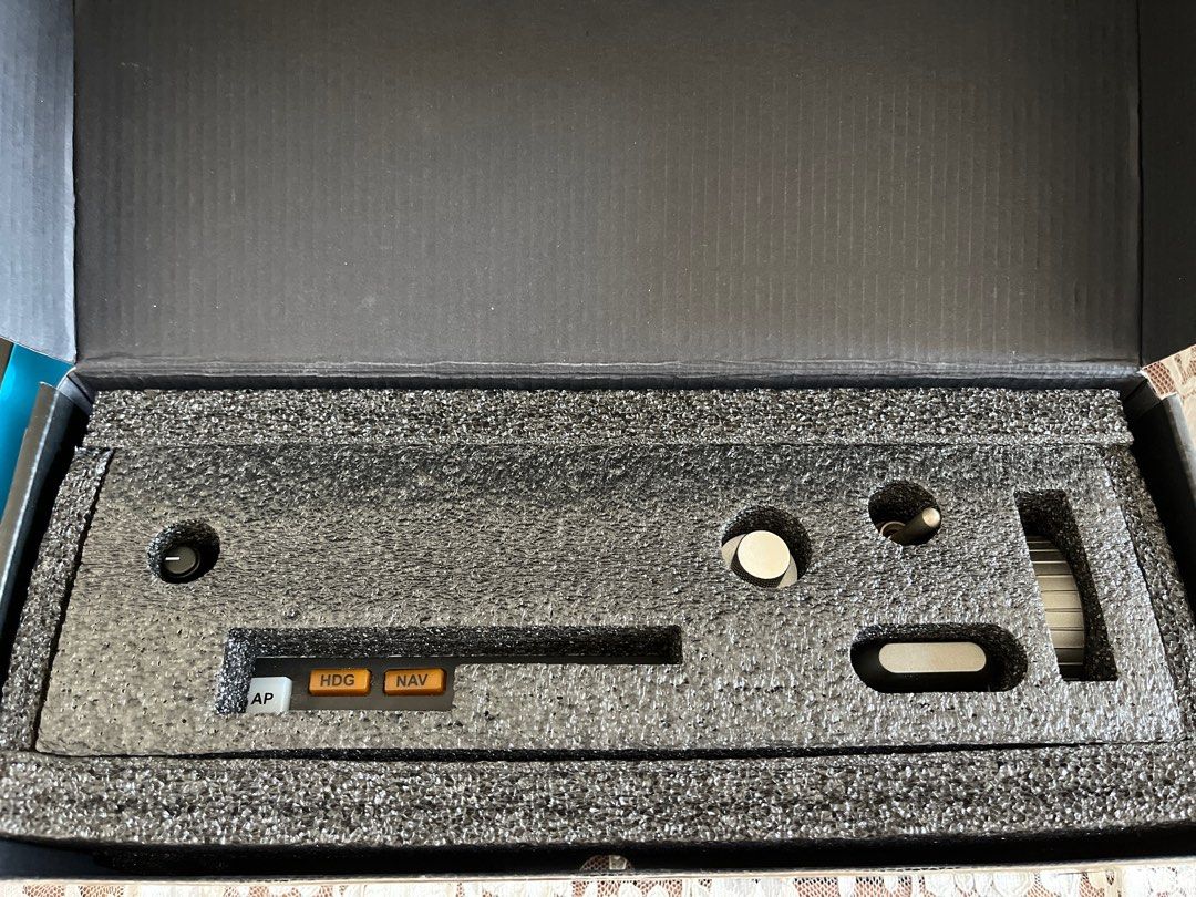 Logitech Flight Multi Panel , Flight Sim, 電腦＆科技, 電腦周邊及配件, 其他 - Carousell