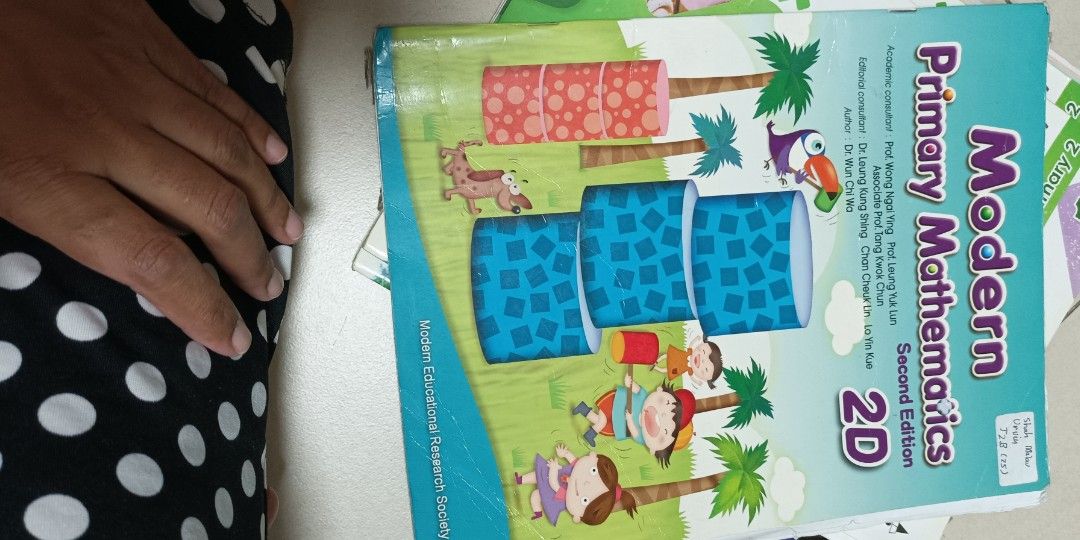 Modern primary maths 2a/2b/2c/2d, 興趣及遊戲, 書本 & 文具, 教科書 - Carousell