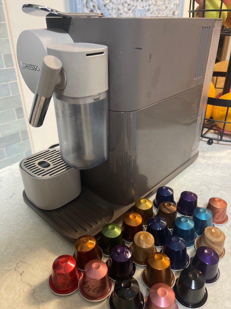 Nespresso lattissima touch grey, TV & Home Appliances, Kitchen ...