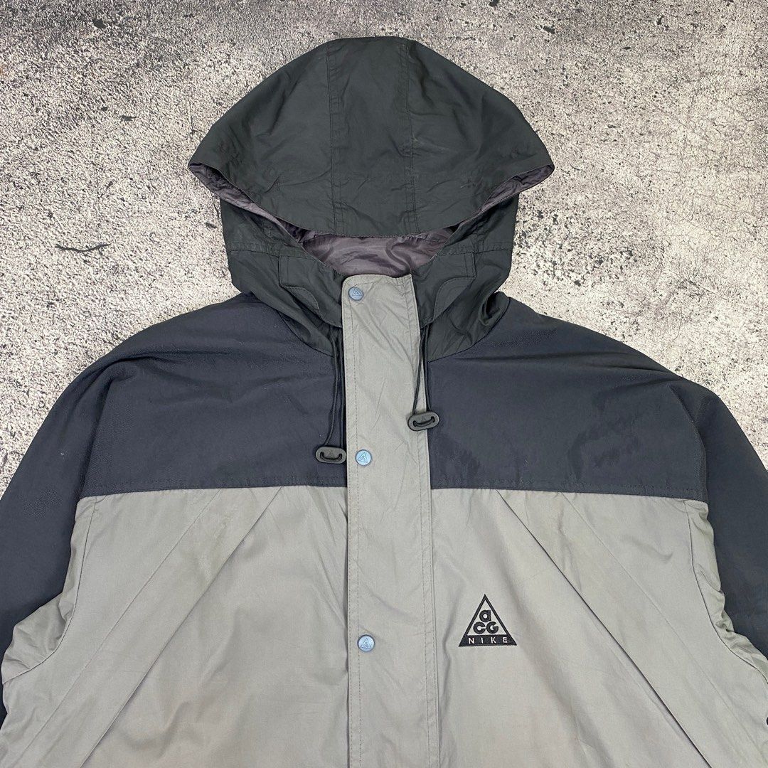 Nike ACG Outdoor jacket, Fesyen Pria, Pakaian , Baju Luaran di Carousell