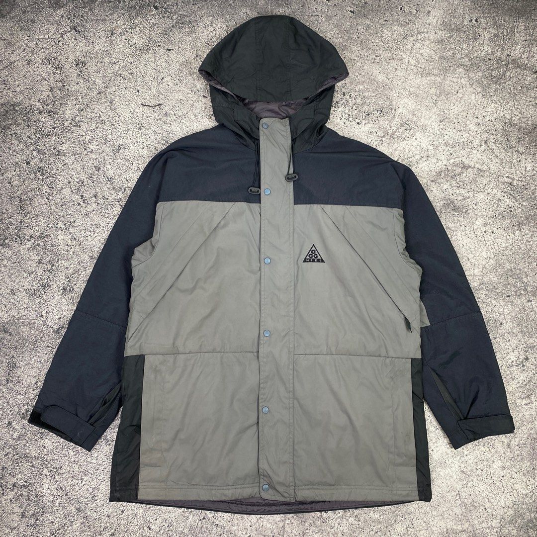 Nike ACG Outdoor jacket, Fesyen Pria, Pakaian , Baju Luaran di Carousell