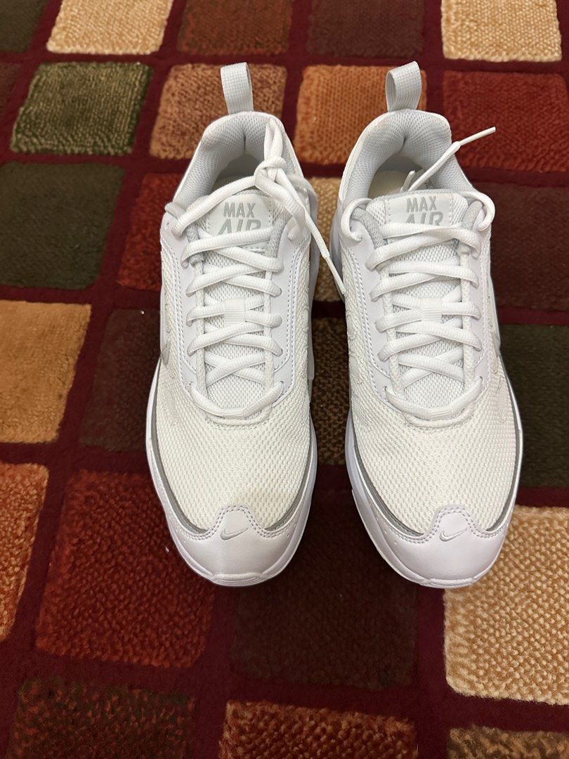 Nike Air Max Putih White NEGO, Fesyen Pria, Sepatu , Sneakers di Carousell