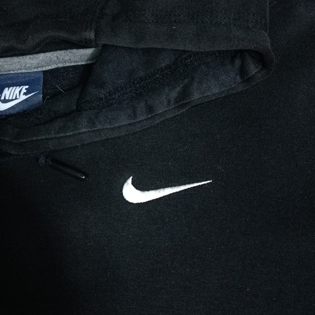 Nike Side Swoosh on Carousell