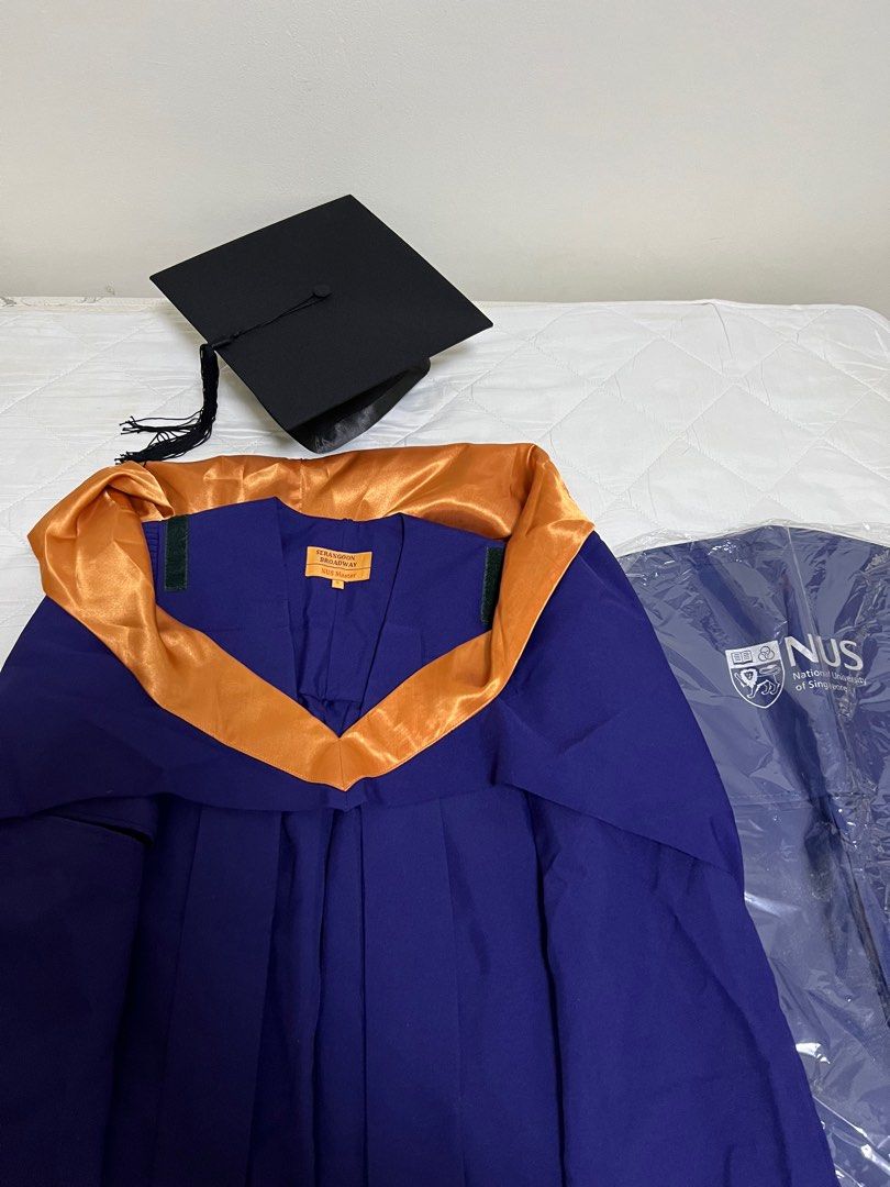 NUS Master of Computing Graduation Gown, Women's Fashion, Dresses ...