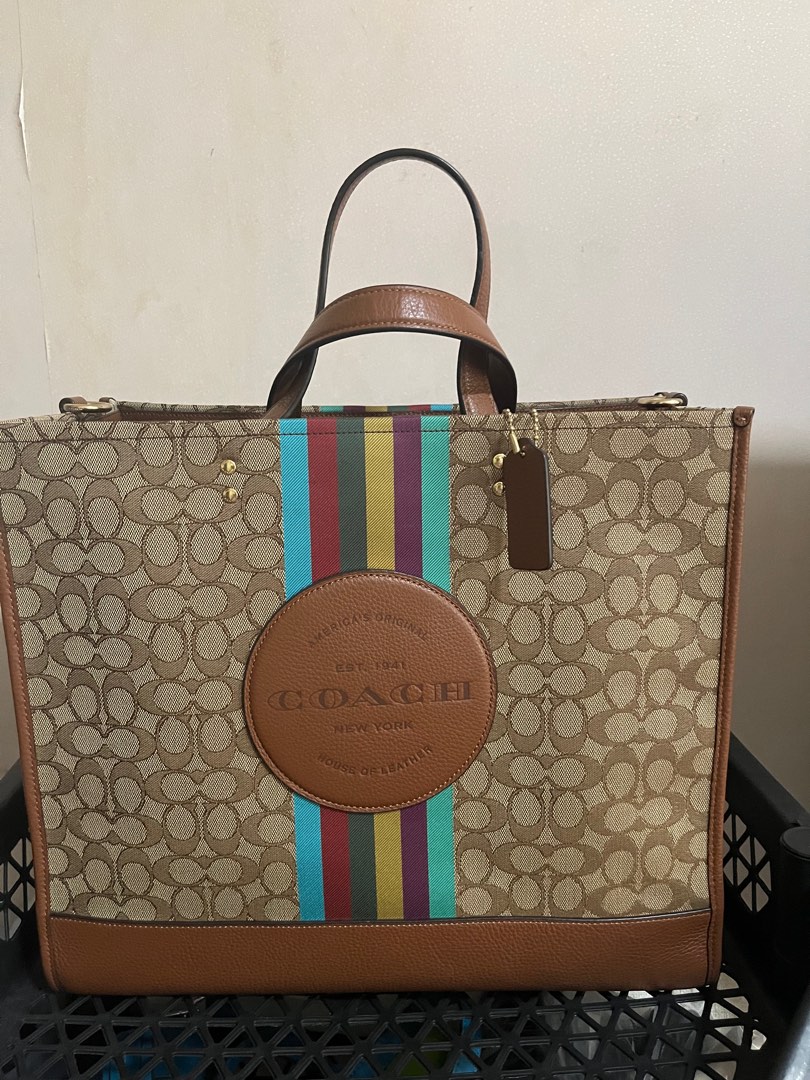Original Coach Dempsey Carry-all on Carousell