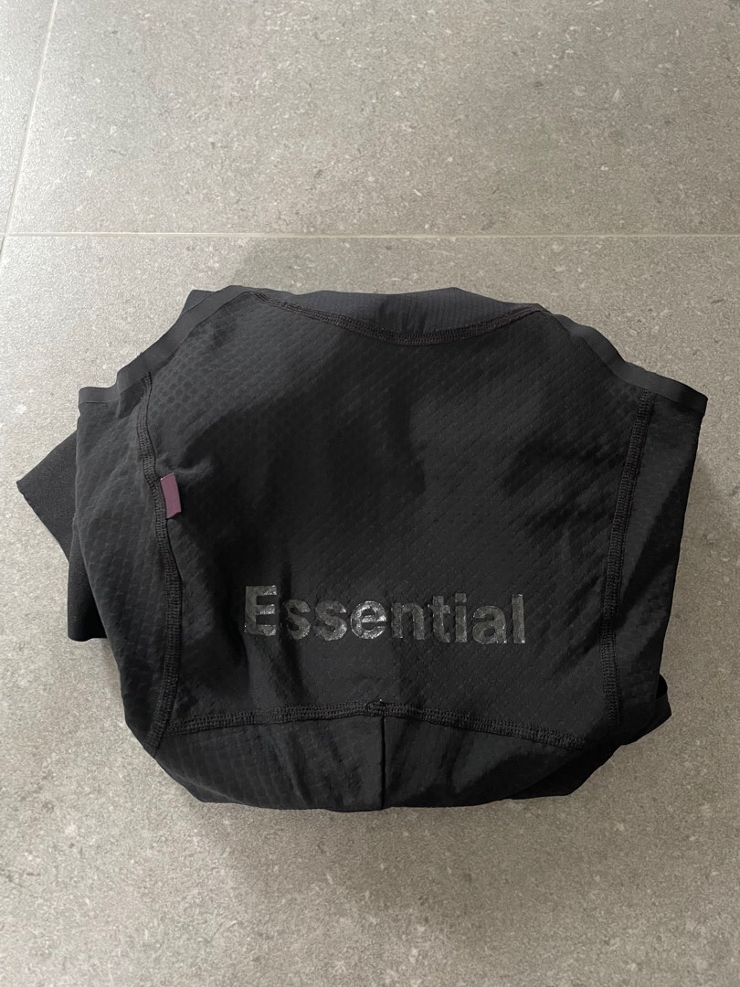 Pas Normal Studios Essentials Cycling bib, Sports Equipment, Bicycles & Parts, Parts ...