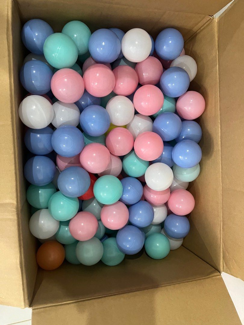 plastic balls, Babies & Kids, Infant Playtime on Carousell