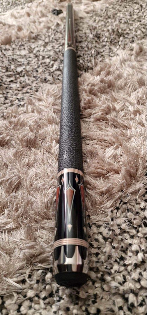 PREDATOR THRONE 3-1 POOL CUE BUTT, Sports Equipment, Sports & Games ...