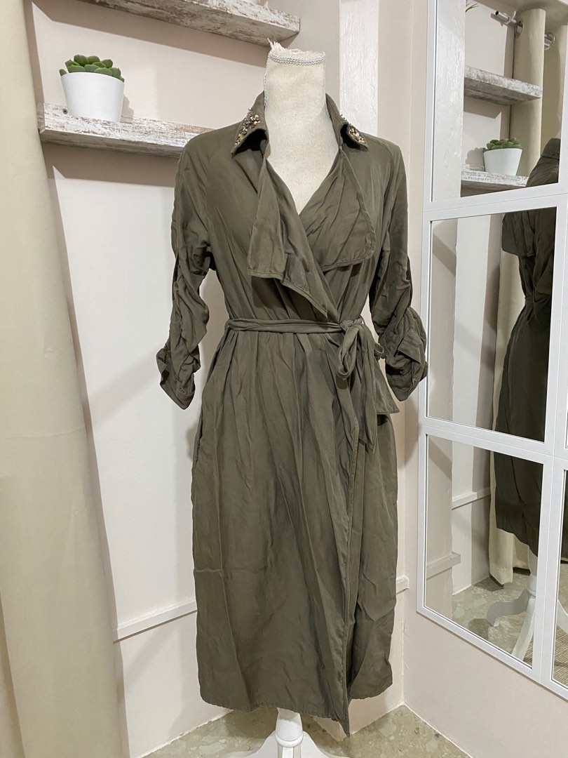 robe style dress on Carousell