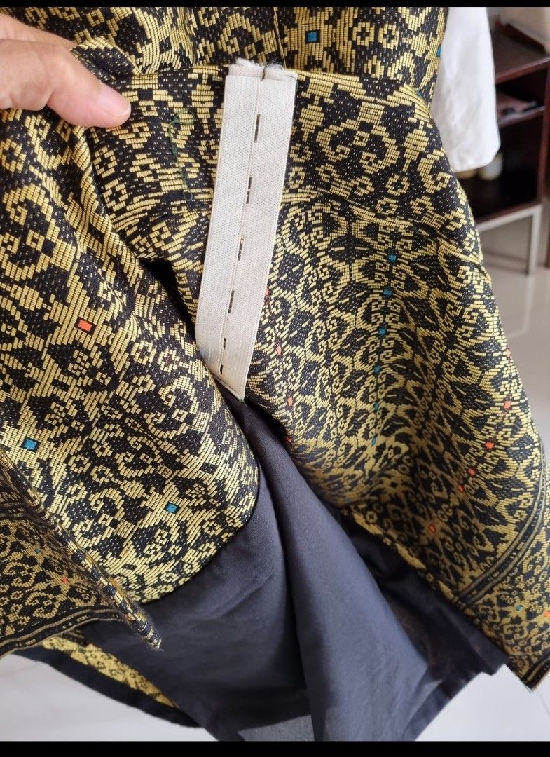 ROK KAIN SONGKET . BATIK, Fesyen Wanita, Pakaian Wanita, Gaun & Rok di ...