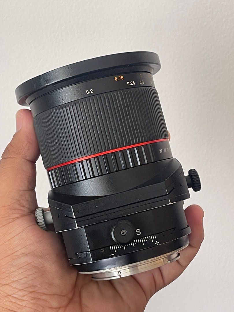 Rokinon 24mm f3.5 Tilt Shift EF Mount, Photography, Lens & Kits on Carousell
