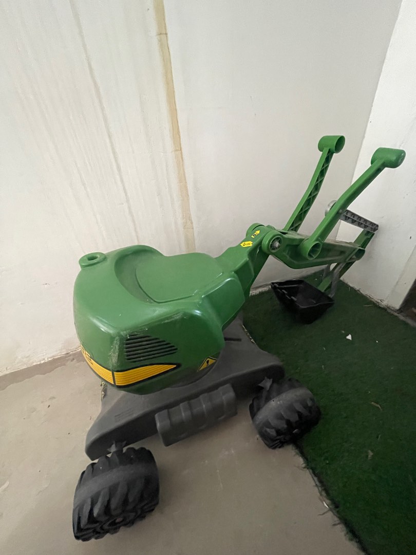 Sand toy excavator (John Deere excavator toy), Hobbies & Toys, Toys ...