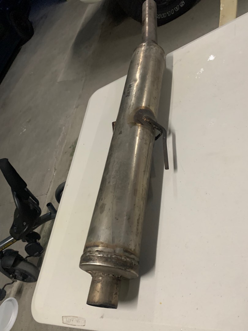 Scav 24” on Carousell