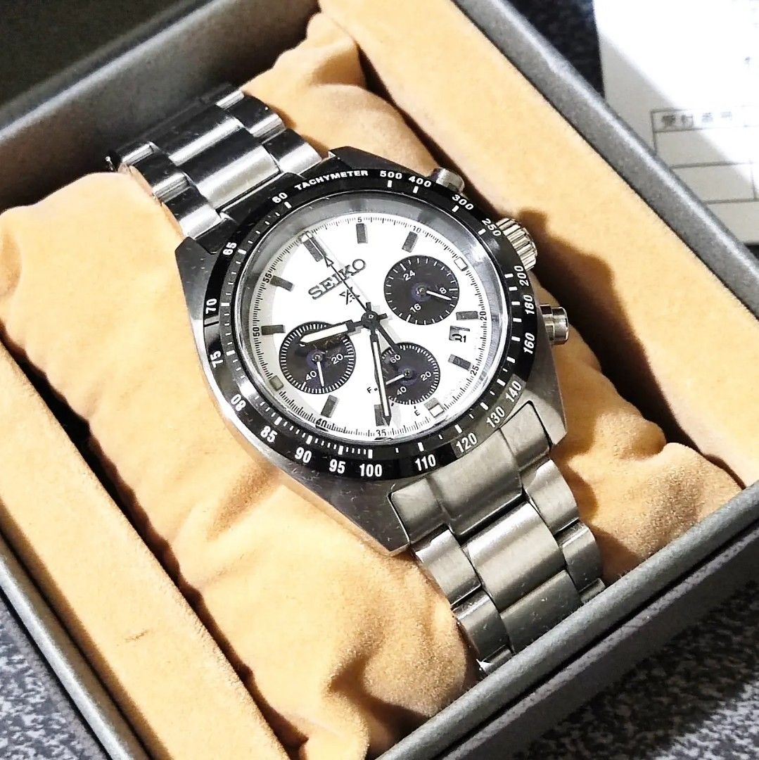 Seiko Panda Chronograph, Luxury, Watches on Carousell