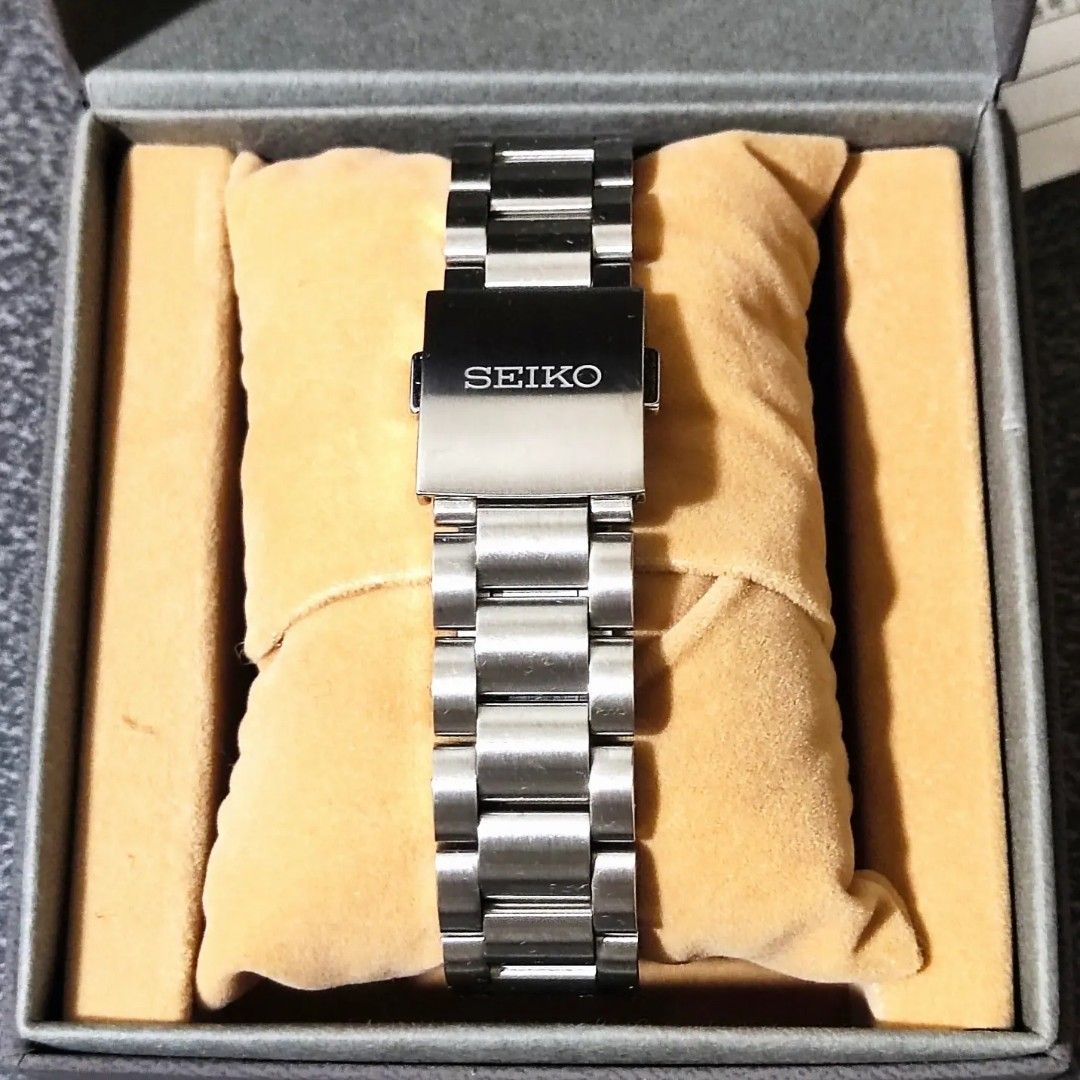 Seiko Panda Chronograph, Luxury, Watches on Carousell