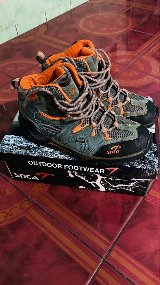 Sepatu Gunung | Sepatu Outdoor SNTA, Fesyen Pria, Sepatu , Sepatu Boot ...