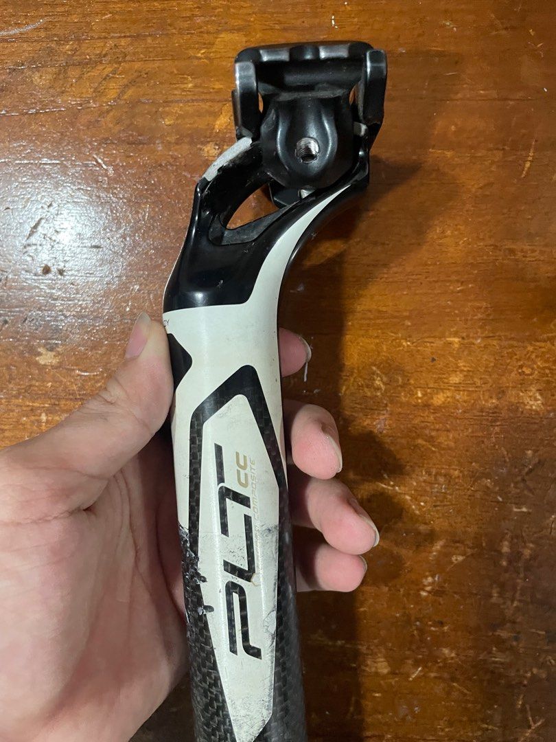 Shimano Pro PLT carbon alloy seatpost, Sports Equipment, Bicycles ...