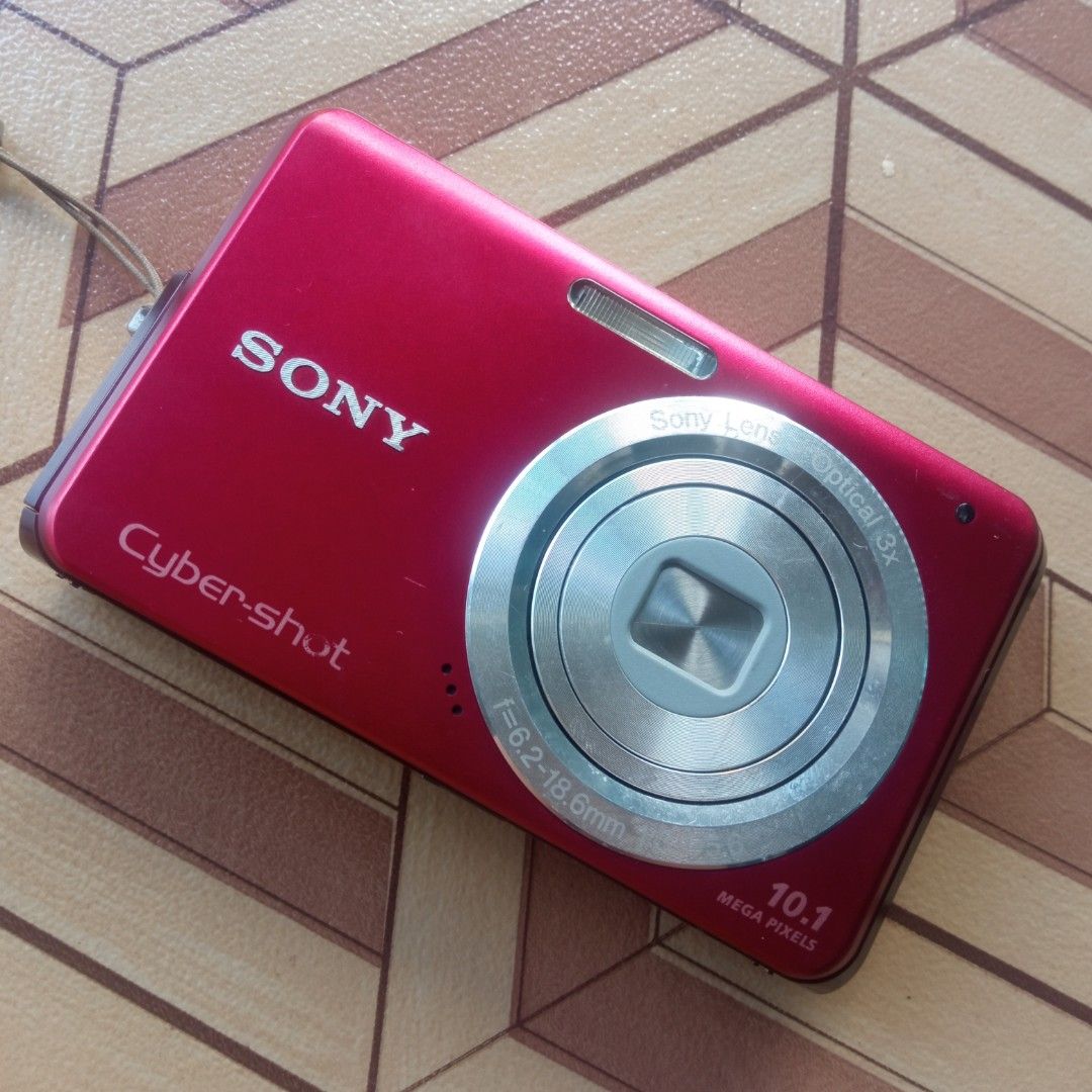 SONY CYBERSHOT DSC W180 on Carousell