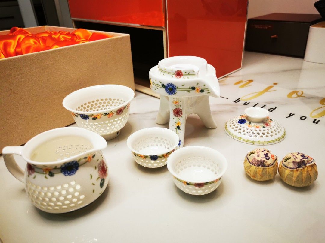 St regis mooncake box limited editon luxury tea set, Furniture & Home ...