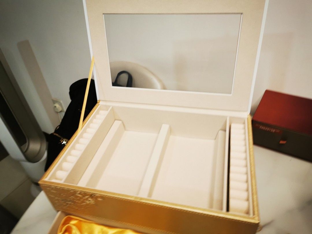 St regis mooncake box limited edition tea set, Furniture & Home Living ...