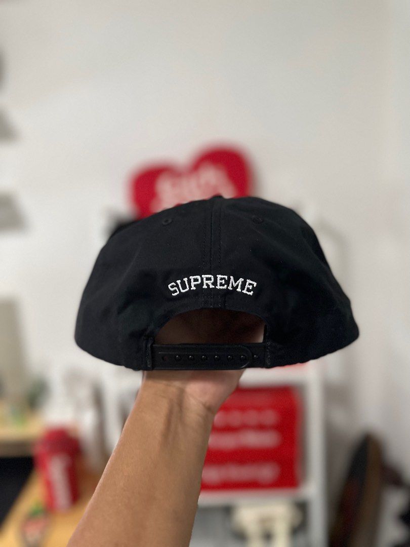 Supreme KAWS cap chalk logo 5 Panel Hat, Everything Else on Carousell